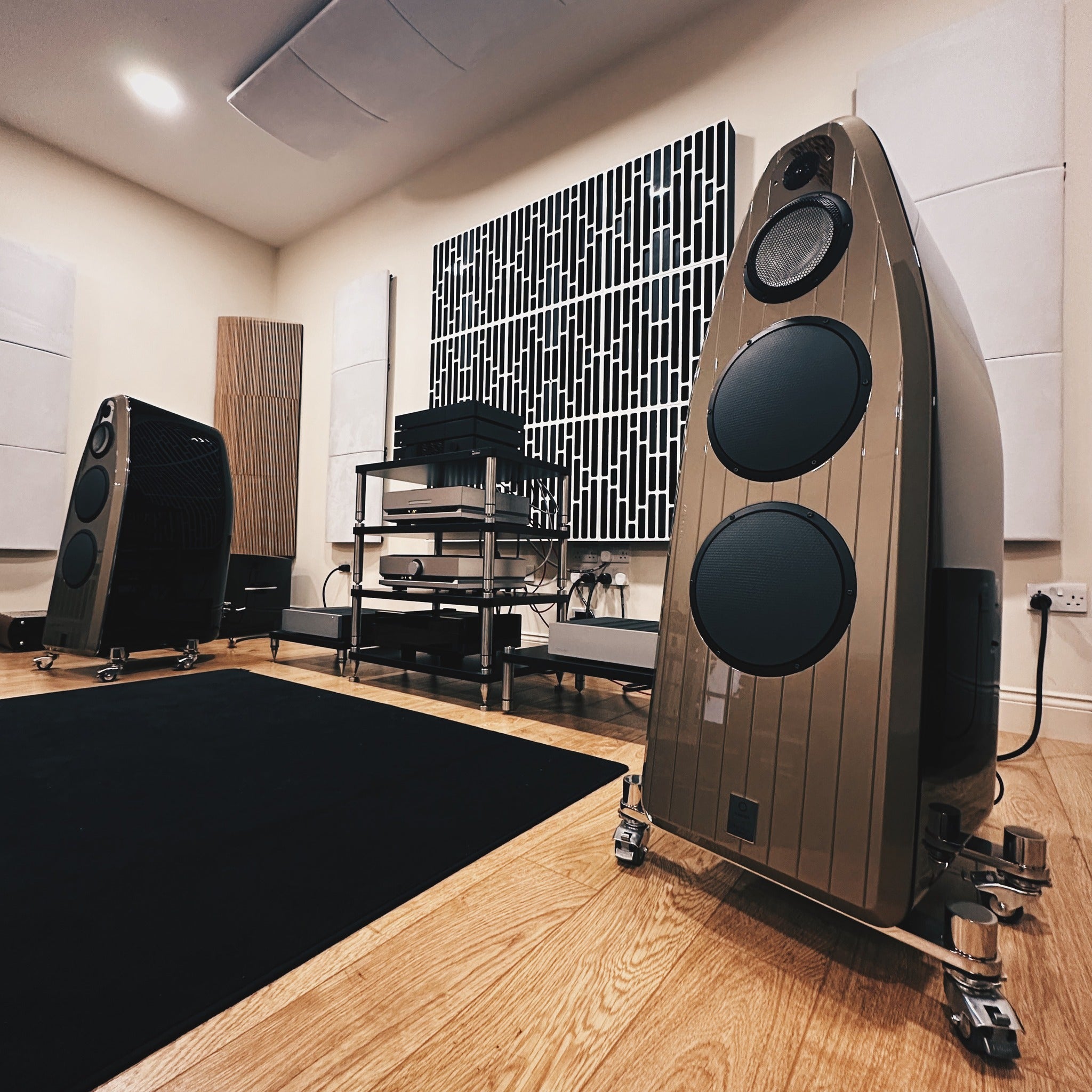 Blog Post / Marten / 12th April 2024 – Nintronics UK